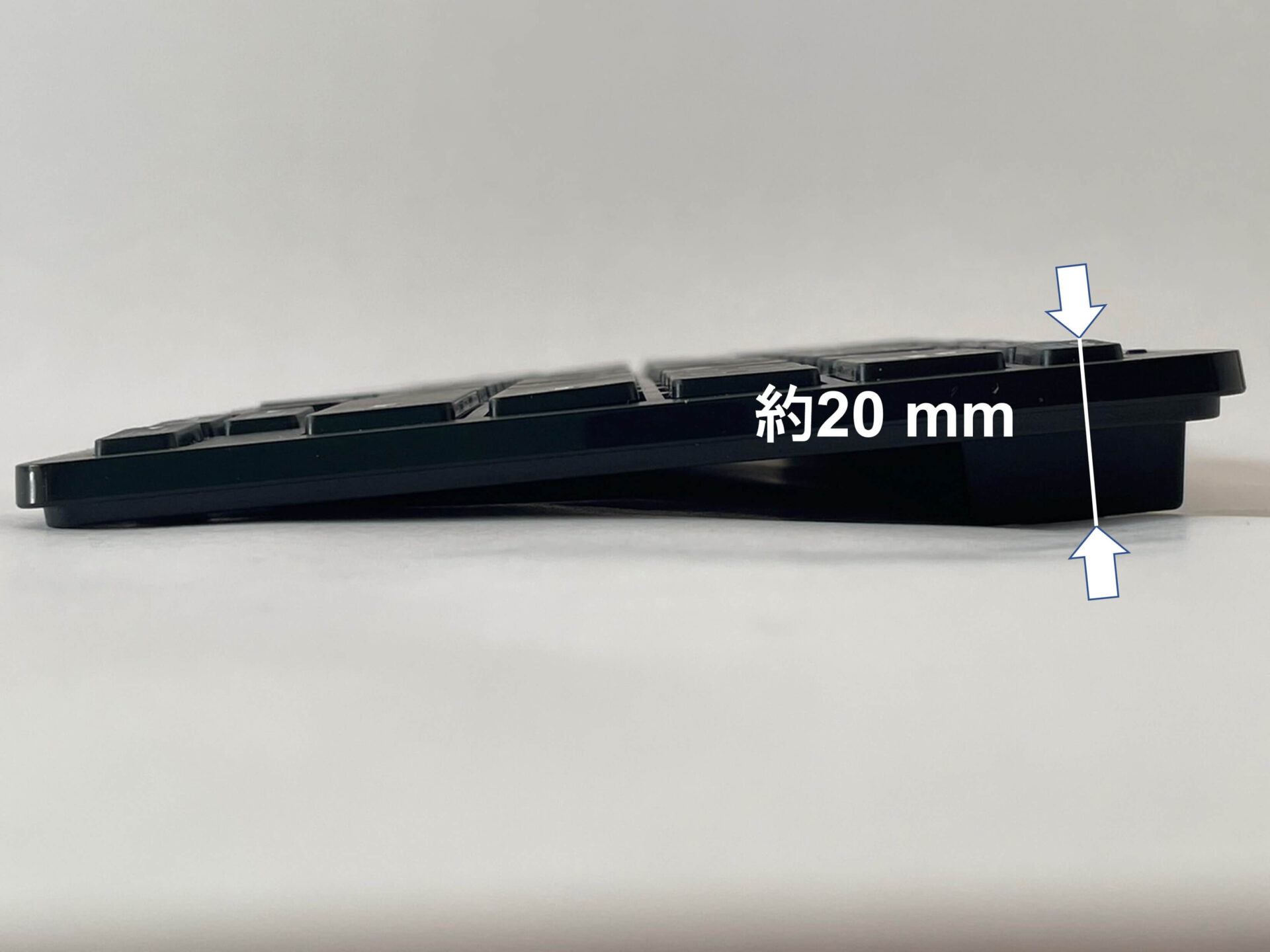 【軽量薄型で持ち運び便利】エレコムBluetoothキーボードTK-FBP102レビュー | モバジョー(モバイルモニター情報局)